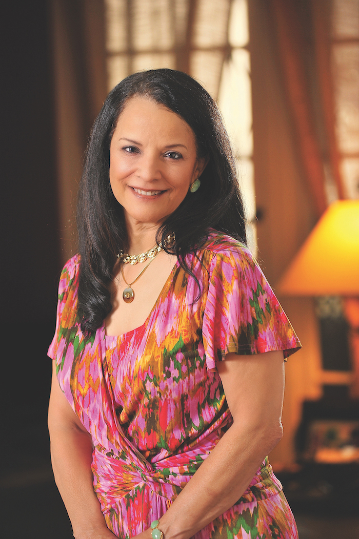 Pioneer and mentor, Madelyn Murray paved her own way : Larchmont Chronicle