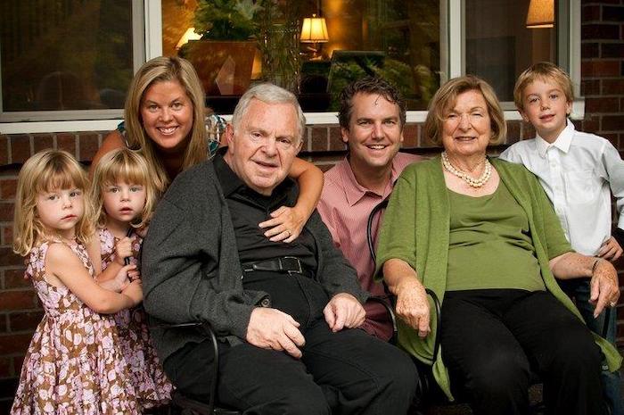 Cerrell leaves Larchmont after 40 years : Larchmont Chronicle